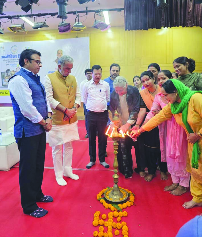 हरियाणा की ग्रामीण महिला उद्यमियों को सशक्त करने के लिए Flipkart और ...