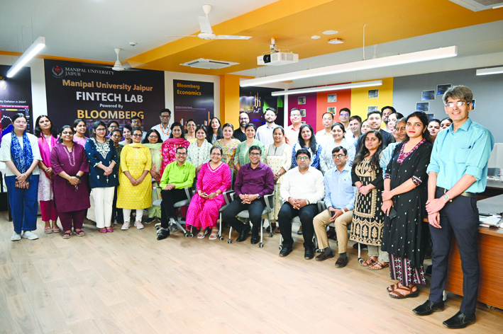 Manipal University Jaipur के Bloomberg FinTech Lab: शिक्षकों और छात्रों के लिए बना वरदान ...